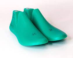 HTS Code for shoe tree or moulds